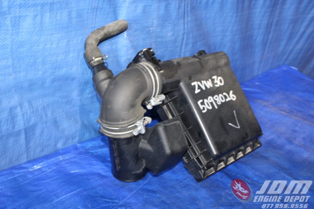 11 17 TOYOTA PRIUS 1.8L HYBRID VVTI OEM INTAKE BOX COVER W/ SENSOR JDM ...