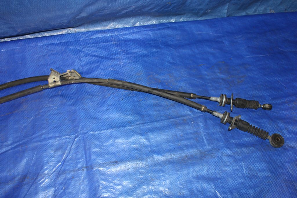 2004-2008 HONDA ACCORD EURO R ACURA TSX MANUAL SHIFTER BOX W/ CABLES ...