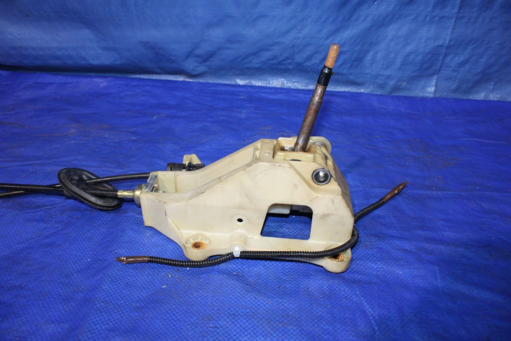 2004-2008 HONDA ACCORD EURO R ACURA TSX MANUAL SHIFTER BOX W/ CABLES ...