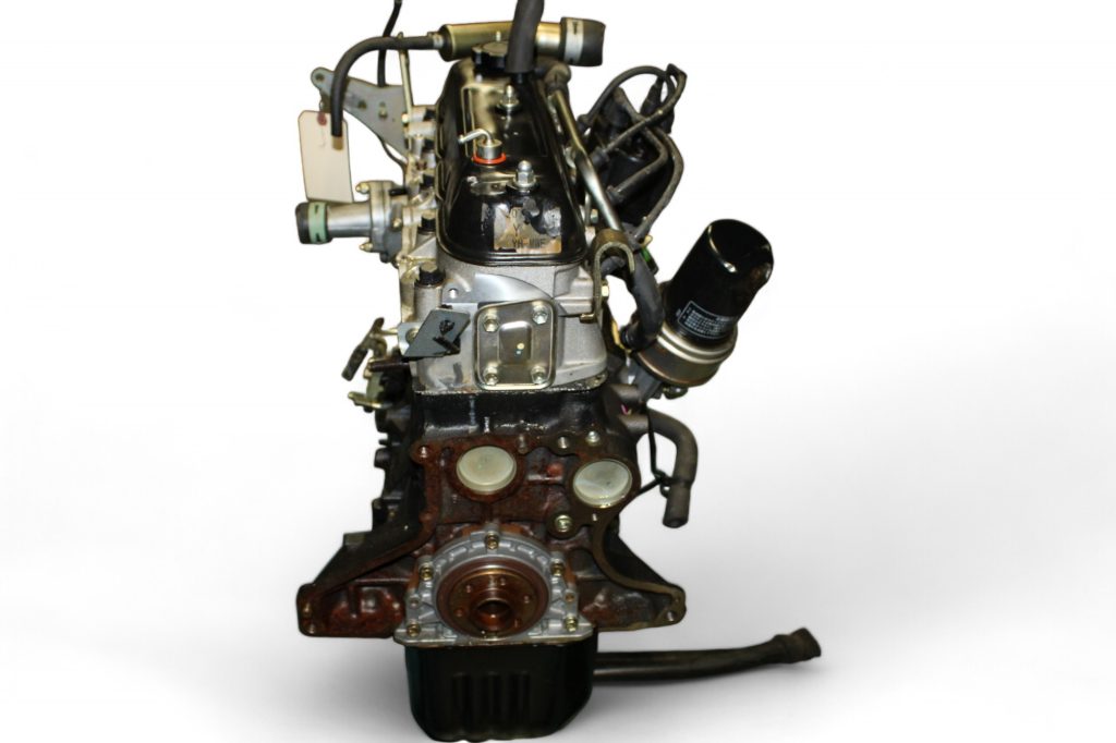 Toyota I4 2.2L OHV 8-Valve Engine JDM 4Y | JDM Engine Depot